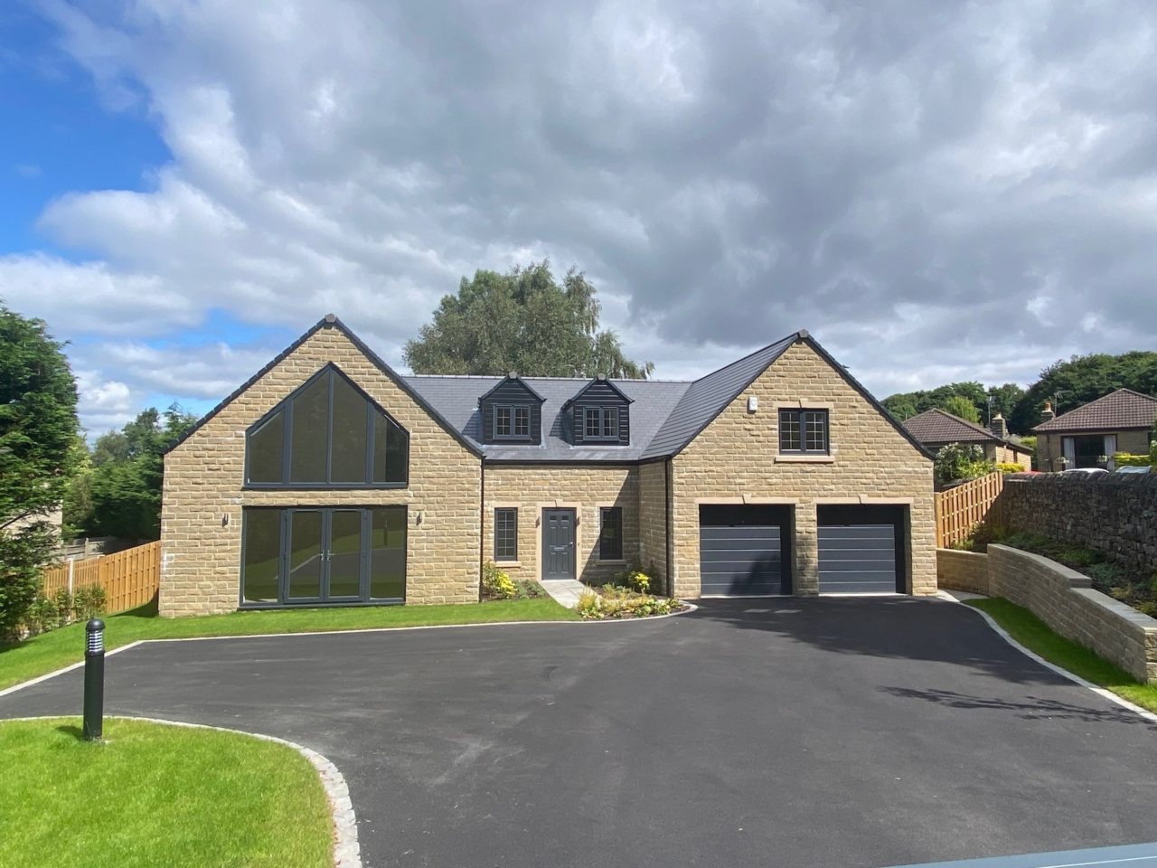 High quality traditional walling stone from Newlay